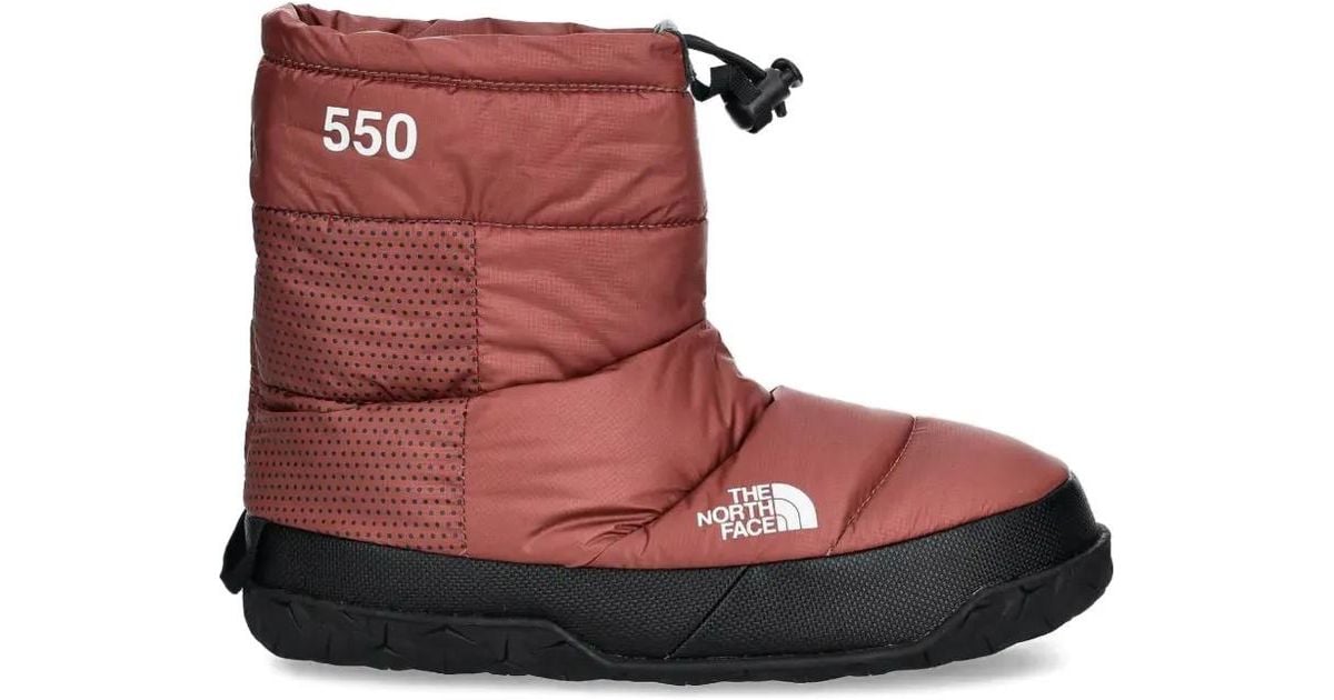 The North Face 550 Nuptse Quilted Snow Boots in Red | Lyst UK
