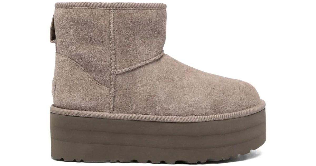 UGG 50Mm Classic Mini Platform Logo-Patch Boots in Brown | Lyst UK
