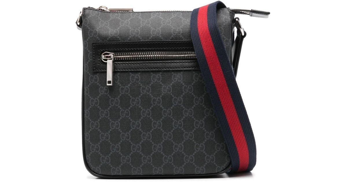 Gucci GG Supreme Canvas Messenger Bag in Black for Men | Lyst
