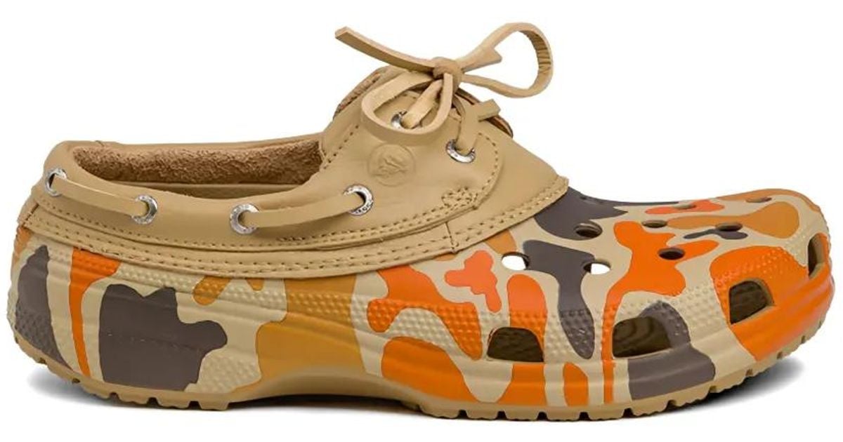 Crocs™ Boat-effect Camouflage-printed Clogs in White for Men | Lyst UK
