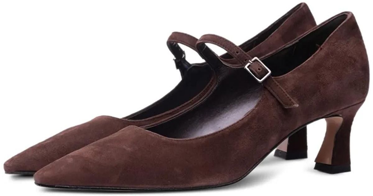 Poche Paris Buckle-Strap Heeled Pumps in Brown | Lyst UK