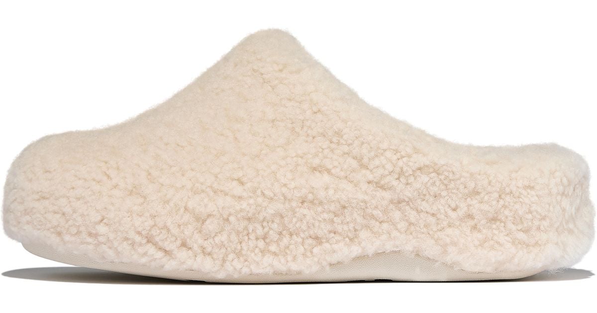 Fitflop Shuv Curly-Shearling Clogs in Natural | Lyst UK