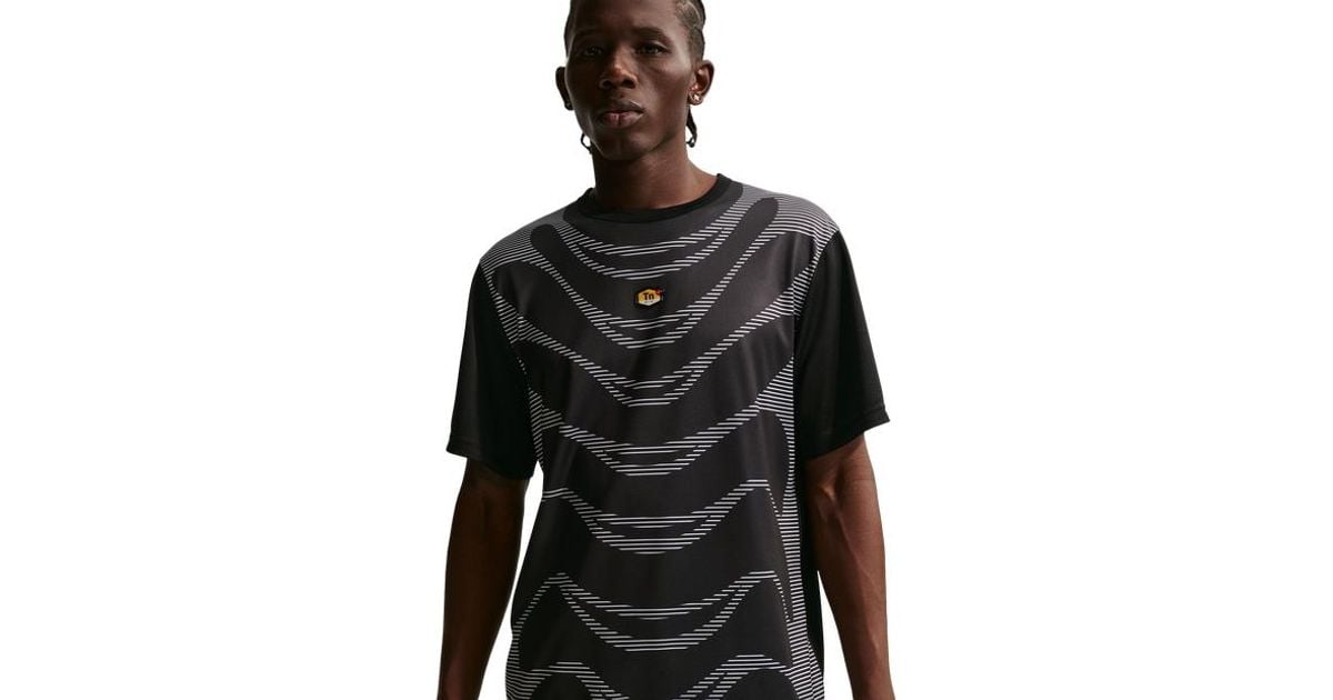 Nike Tuned T-Shirts in Black for Men | Lyst UK