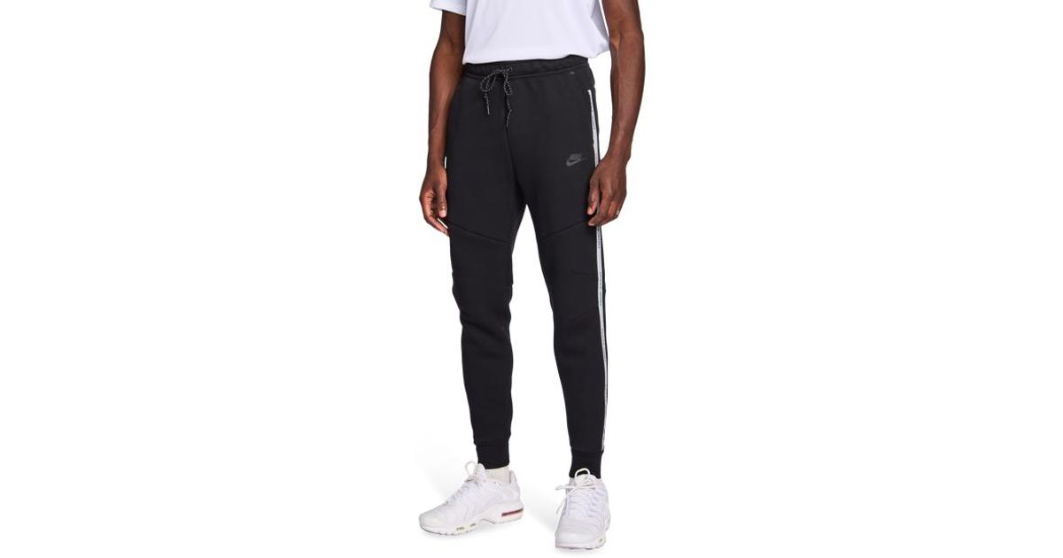 Nike Tech Fleece Pants in Black for Men | Lyst UK