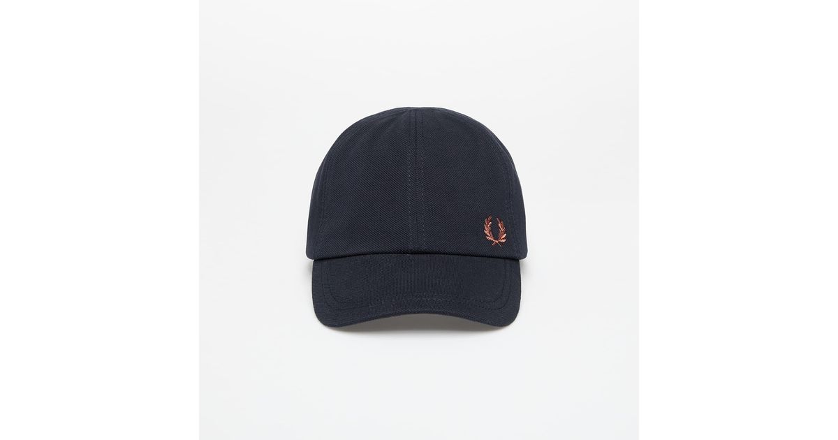Fred Perry Cap Pique Classic Cap/ Cinnamon in Blue | Lyst