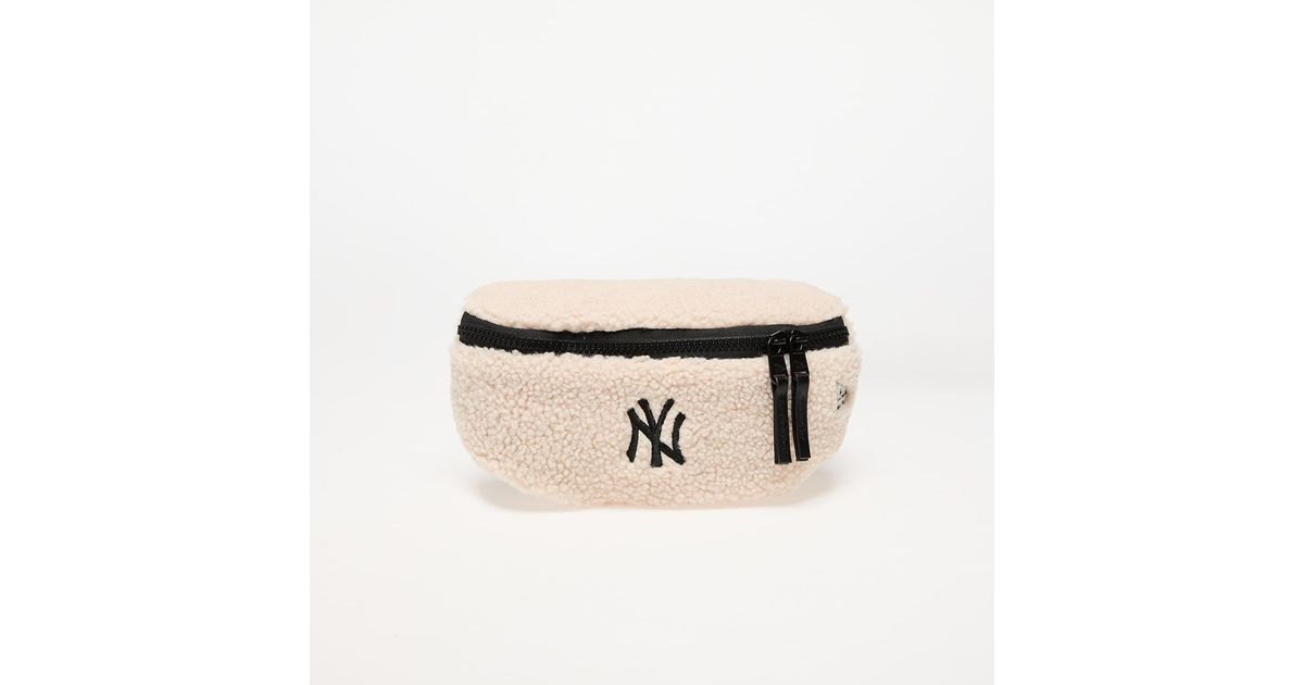 KTZ Waistbag New York Yankees Mlb Borg Mini Waist Bag Stone in Natural ...