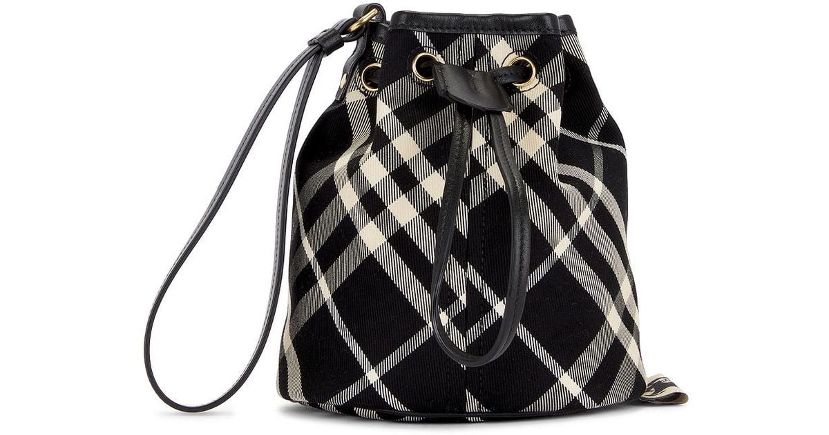 Burberry Drawstring Pouch in Black | Lyst