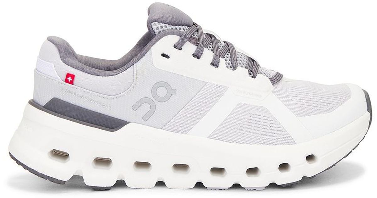 On Shoes Cloudrunner 2 Sneaker in White | Lyst