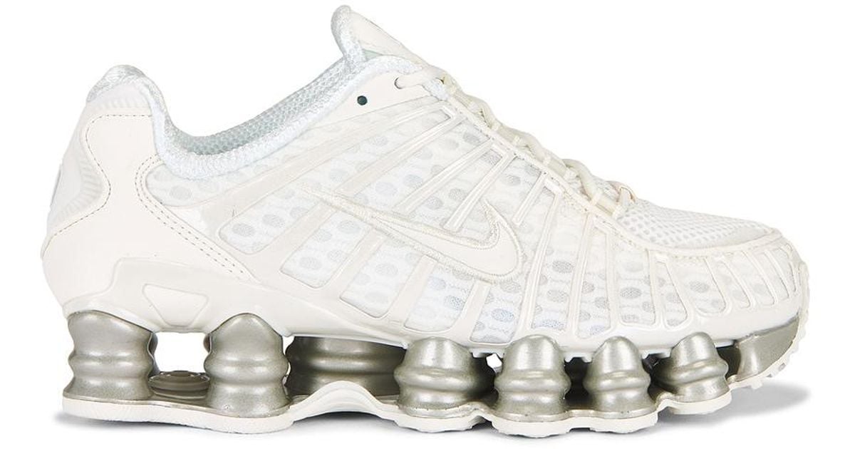 Nike Shox Tl Sneaker in White | Lyst