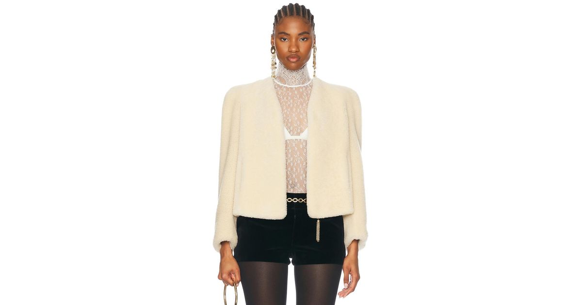 Chloé Crop Fur Jacket in Natural | Lyst