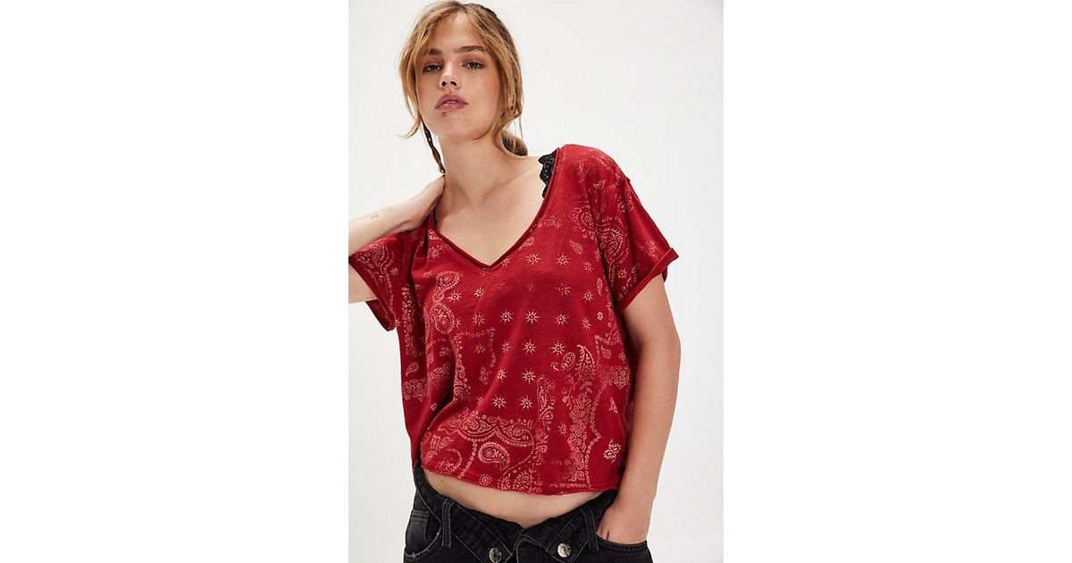 Ragabond Bandana Mod V-Neck Tee By in Red | Lyst UK