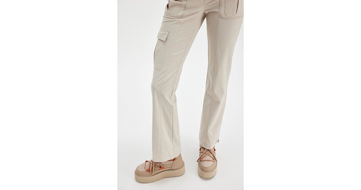 Inuikii Tech Platform Snow Boots in White | Lyst