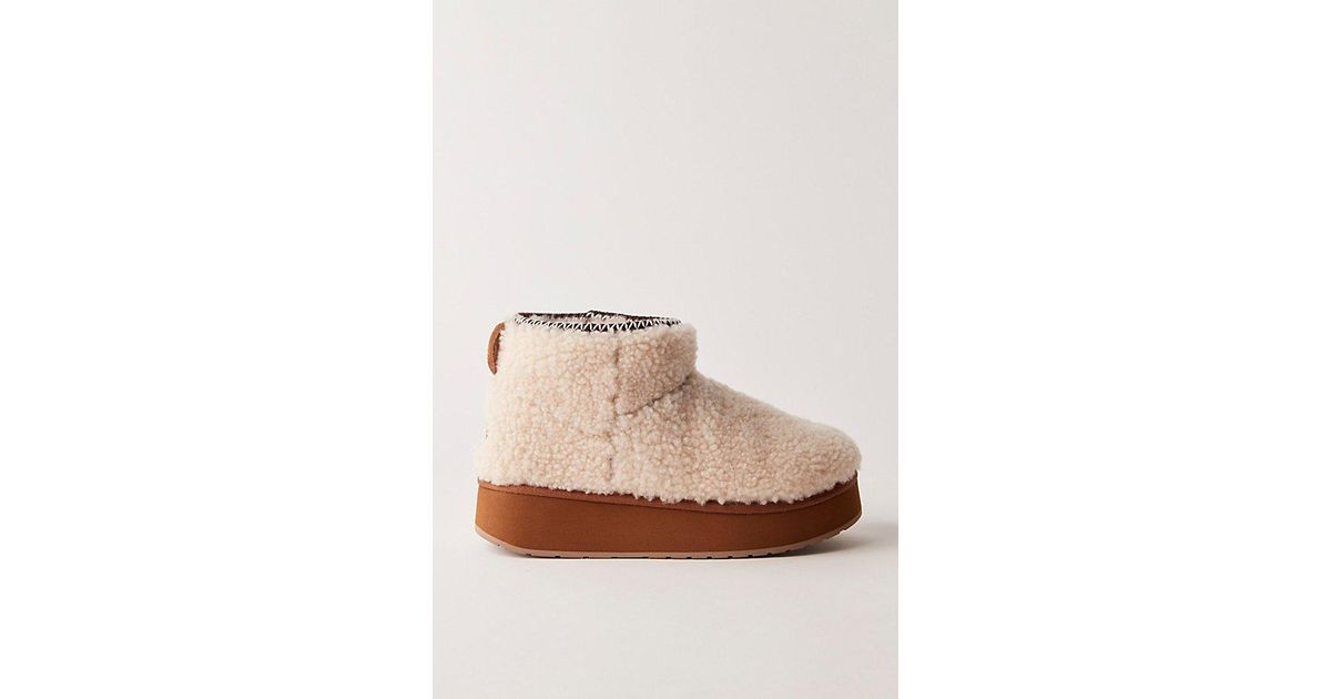 EMU Emu Teddy Stinger Micro Platform Boots in Natural | Lyst UK