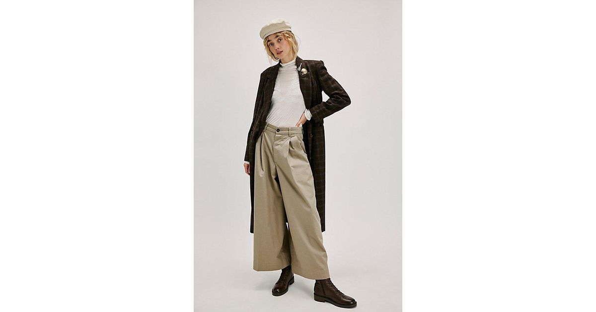 Dockers Gaucho Chino Trousers in Natural | Lyst