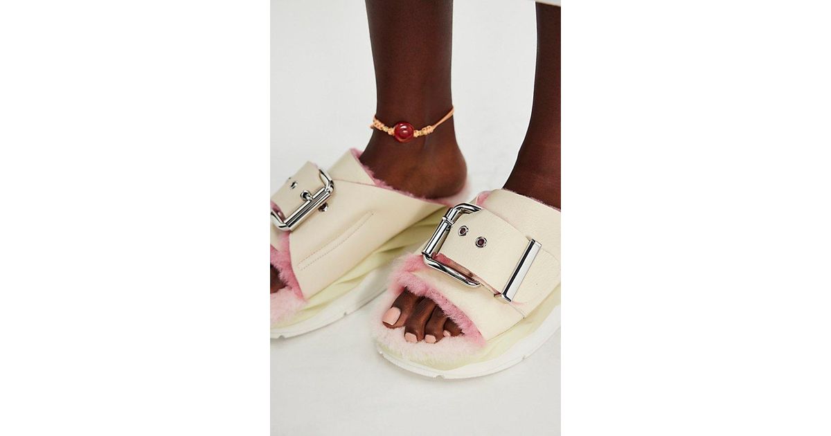 4Ccccees Mellow Shearling Slides in Natural | Lyst