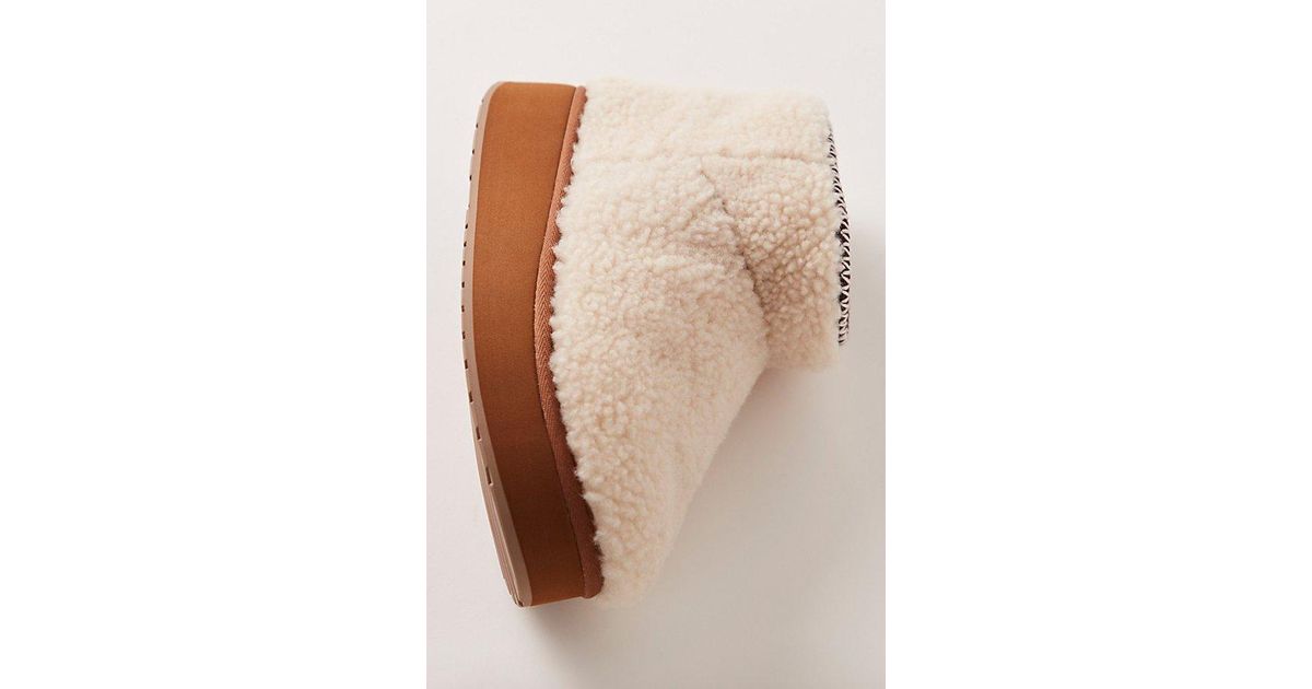 EMU Emu Teddy Stinger Micro Platform Boots in Natural | Lyst UK