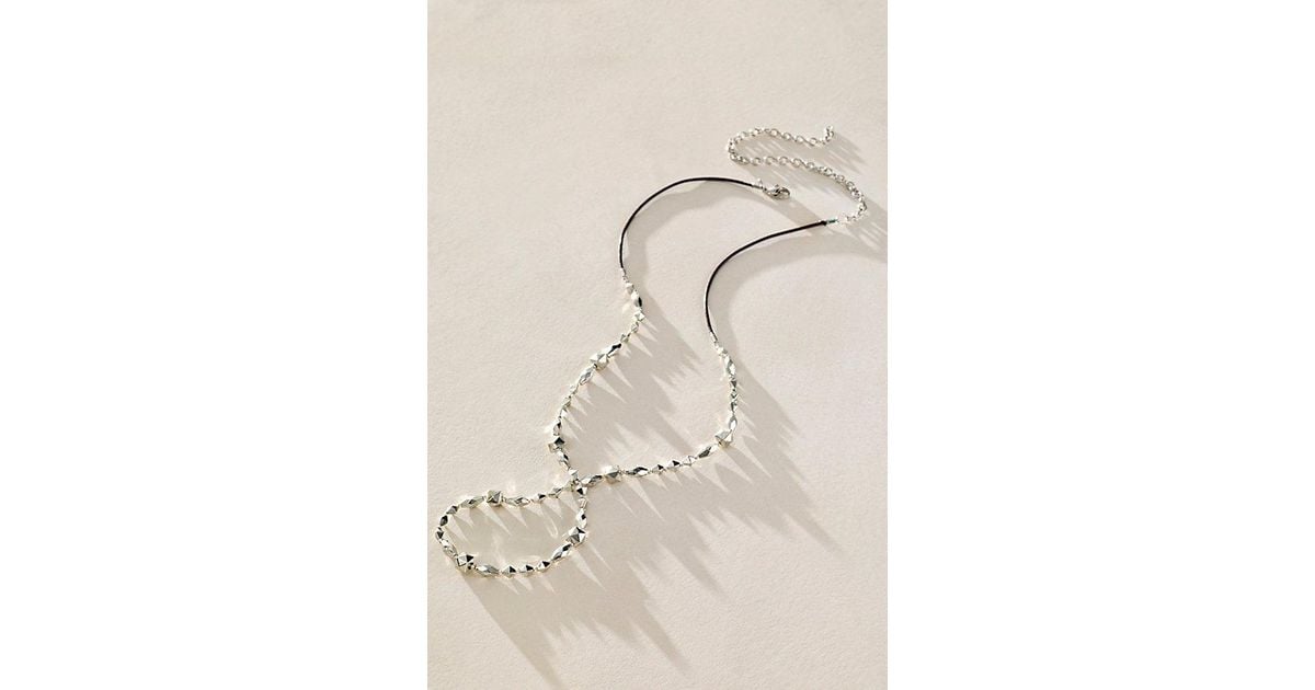 Free People Chasing You Belly Chain in Natural | Lyst