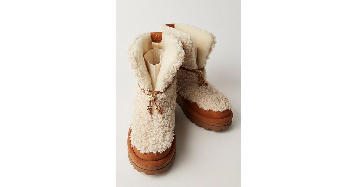 Sam Edelman Olin Cozy Boots in Natural | Lyst