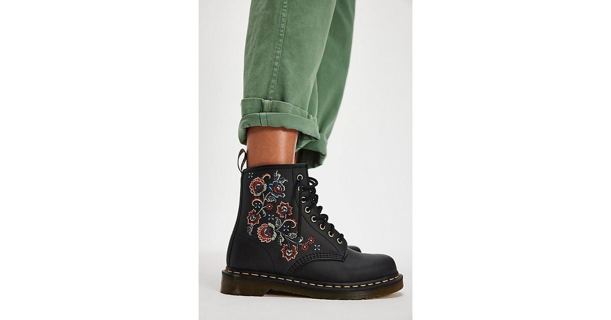 Dr. Martens 1460 Vonda Boots in Green | Lyst UK