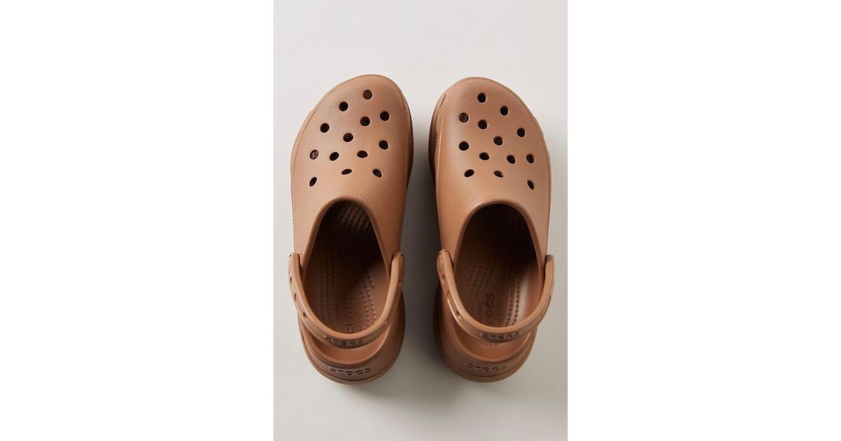 Crocs™ Bae Platform Clogs in Brown | Lyst