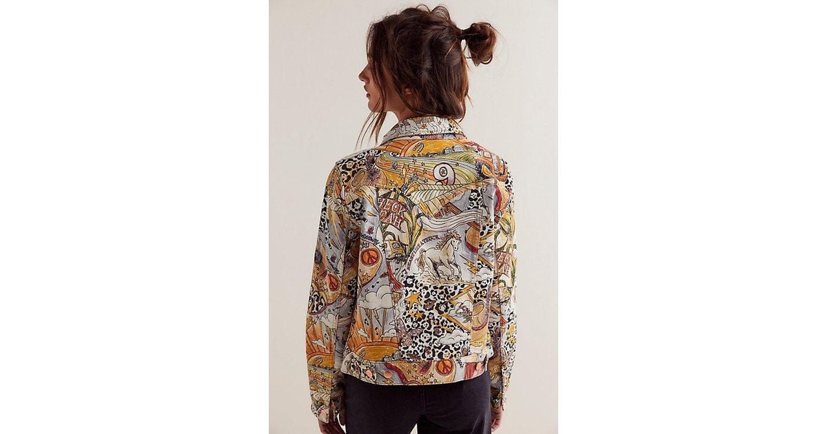 Wrangler X Lainey Wilson Life Of Lainey Trucker Jacket in Brown | Lyst