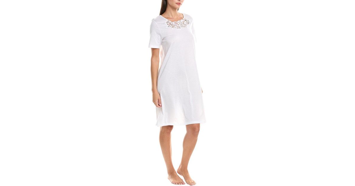 Hanro Liz Embroidered Nightgown in White | Lyst UK