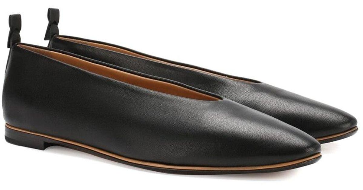 Bottega Veneta Pointed Toe Ballet Flat in Black | Lyst