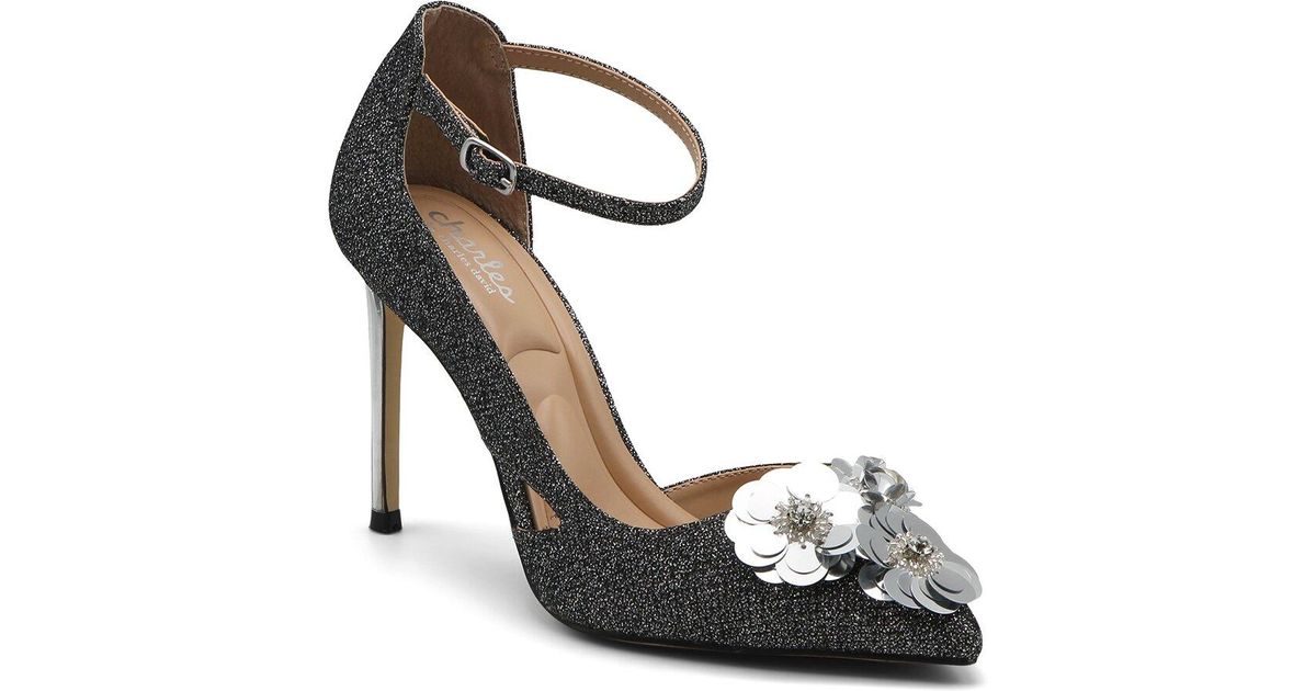 Charles David Rae Pump in Metallic | Lyst