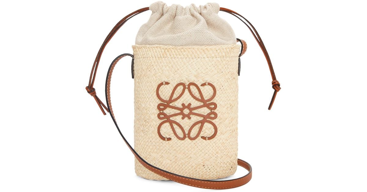 Loewe X Paula’S Ibiza Straw Bucket Bag in White | Lyst