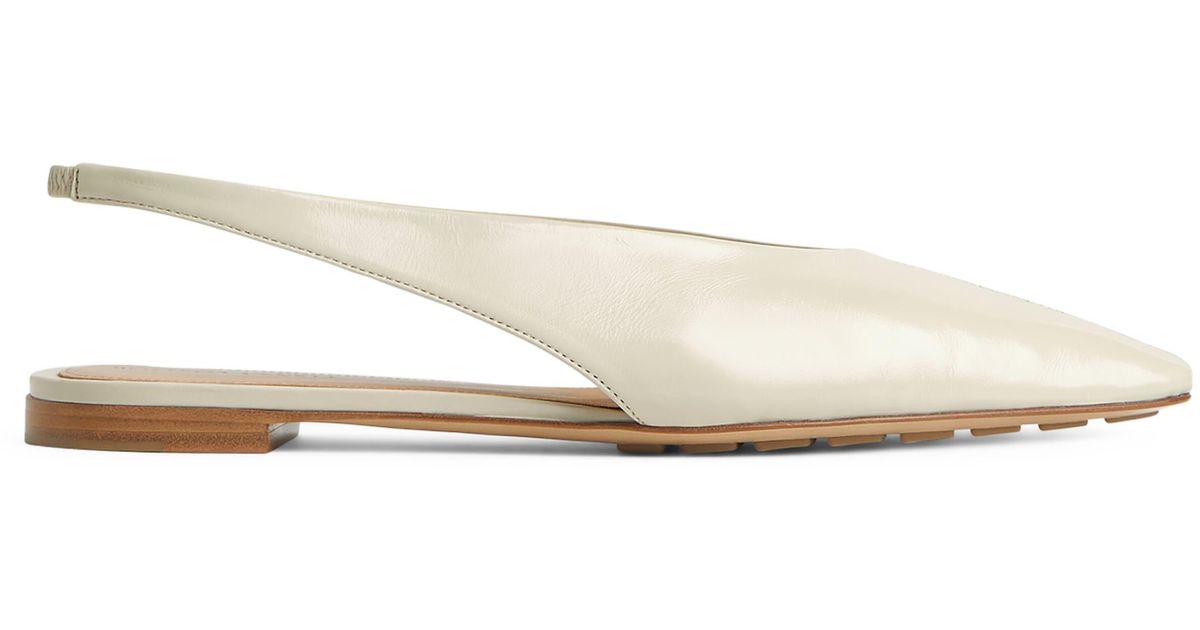 Bottega Veneta Sofia Slingback Ballet Flats in Natural | Lyst
