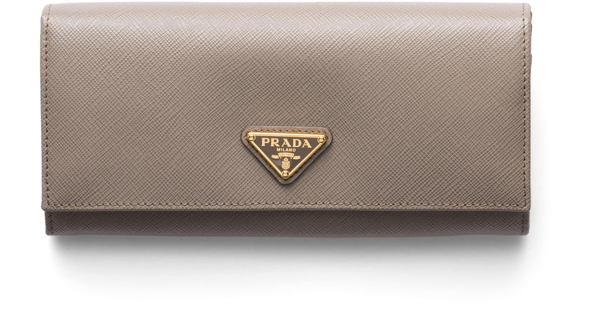 Prada Large Saffiano Leather Wallet in Grey | Lyst UK
