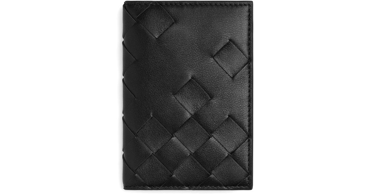 Bottega Veneta Leather Intrecciato Flap Card Holder in Black for Men ...