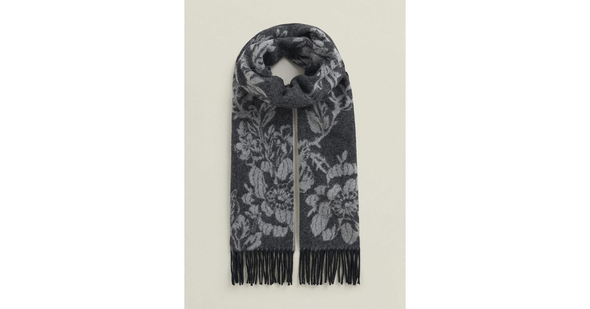 Hobbs Paula Wool Scarf in Grey | Lyst UK