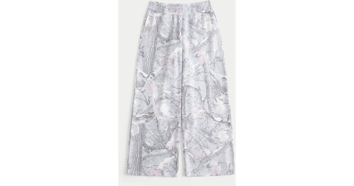 Hollister Snow Camo Baggy Sweatpants in White | Lyst UK