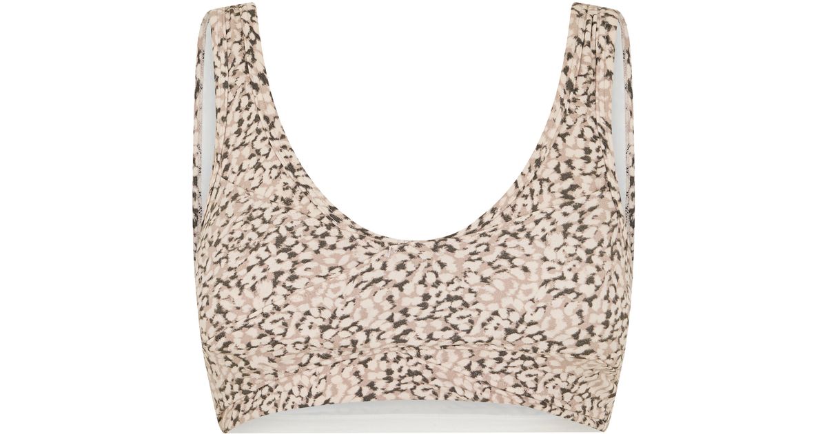 Varley Move Medium Impact Sports Bra in Natural | Lyst UK