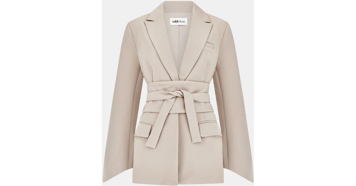 Odd Muse Belted Blazer in Natural | Lyst UK