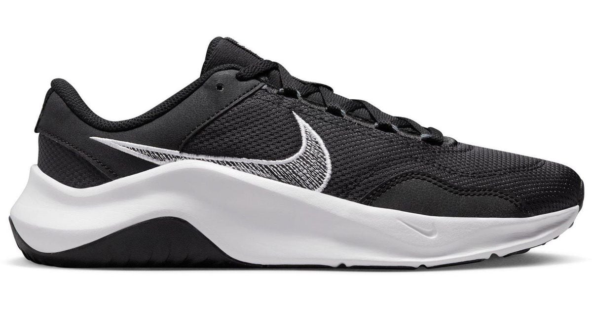 Nike Legend Essential 3 Training Shoes in Black | Lyst UK