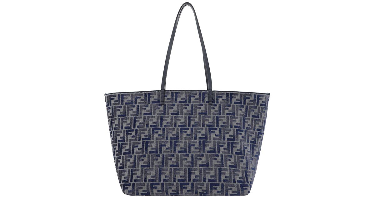 Fendi Roll Shoulder Bag in Blue | Lyst