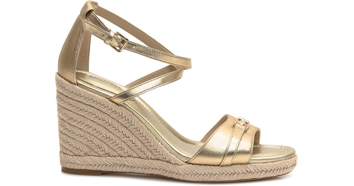 Michael Kors Mandy Wedge Sandalwood in Natural | Lyst