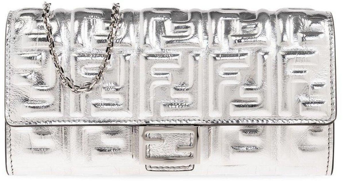 Fendi Baguette Logo Embossed Wallet On Chain in Black | Lyst