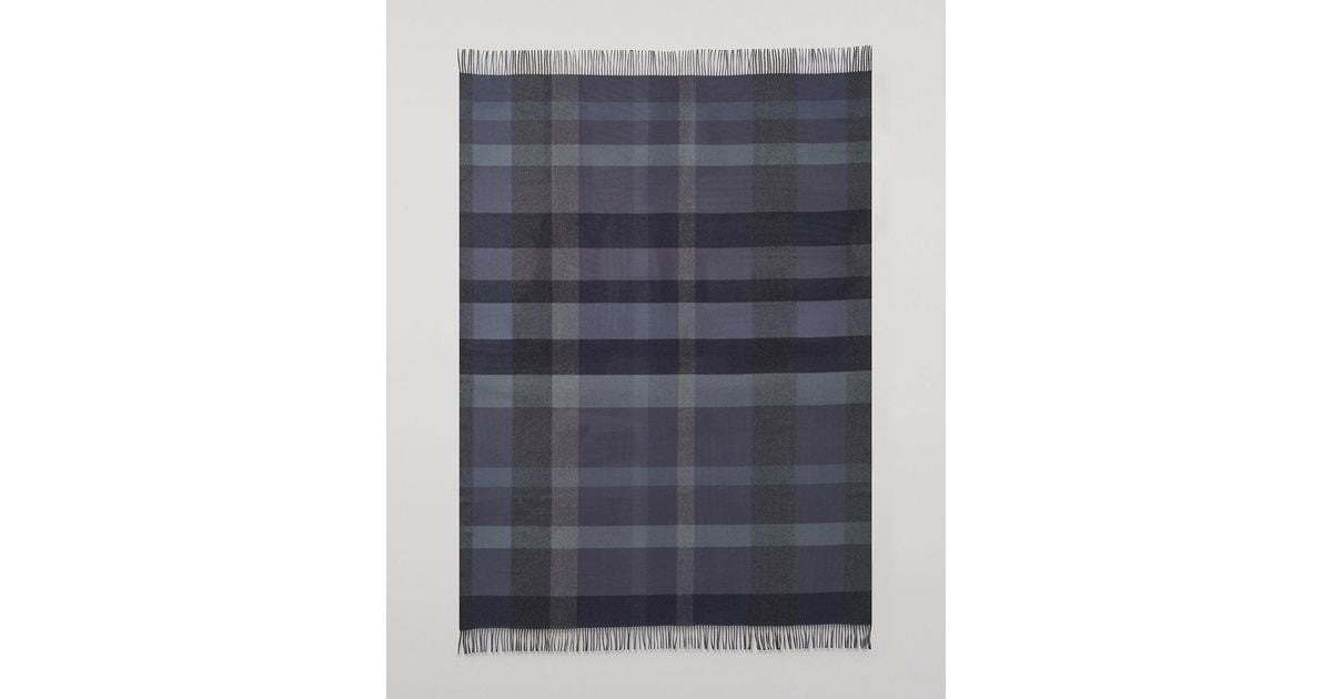 Johnstons of Elgin Umbra Cashmere Plaid Throw in Blue | Lyst UK