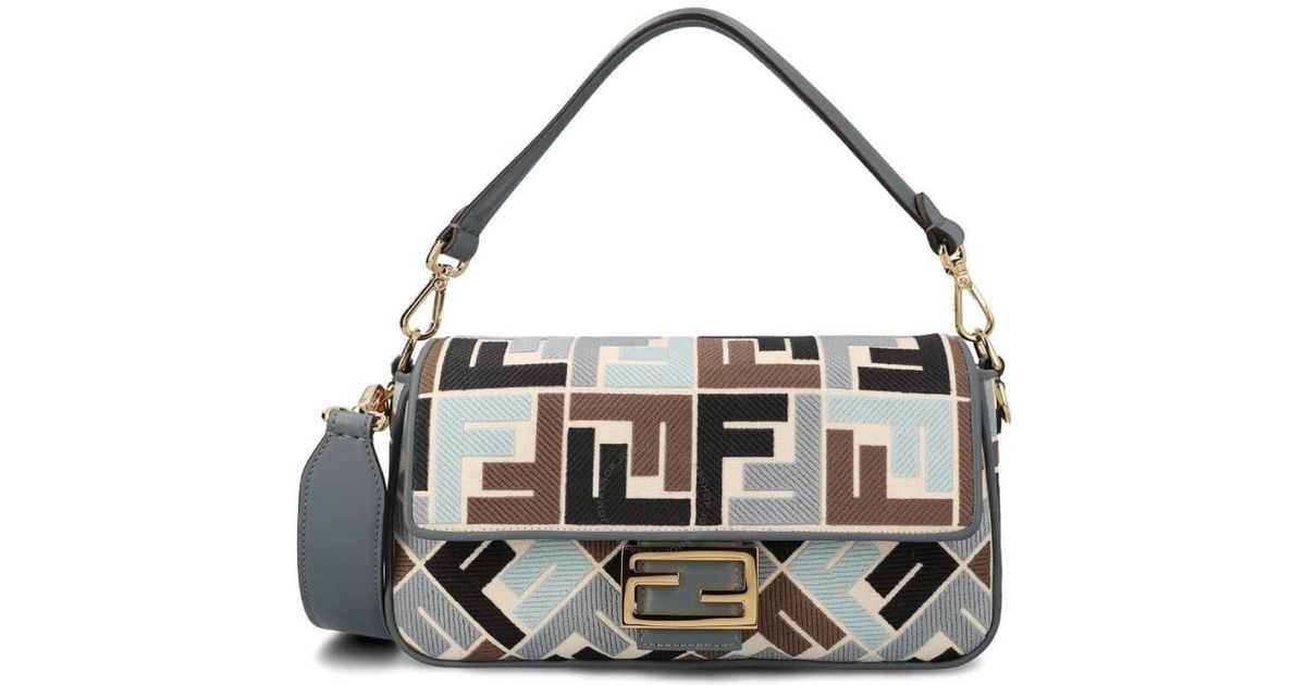Fendi Iconic Medium Baguette Bag in Metallic | Lyst