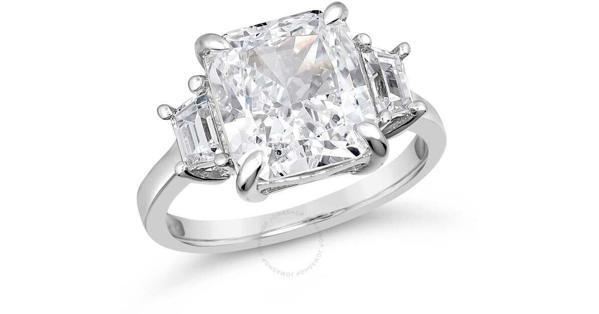 Anna Zuckerman 3 Stone Radiant Engagement Ring in White | Lyst