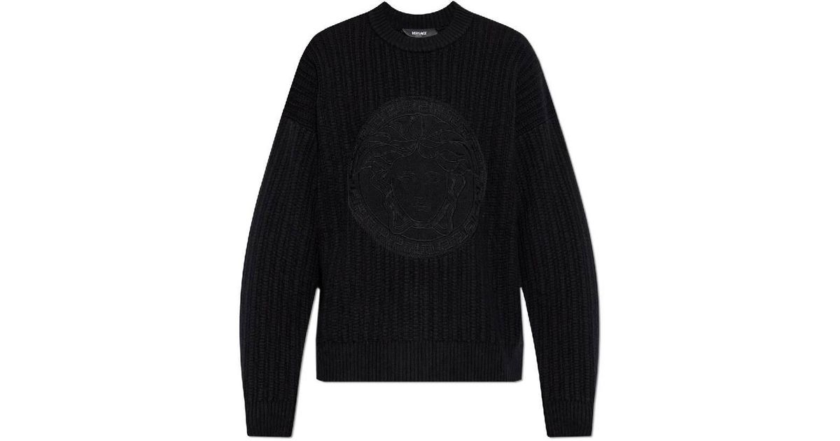 Versace Cable Knit Medusa Embroidered Sweater in Black for Men | Lyst UK