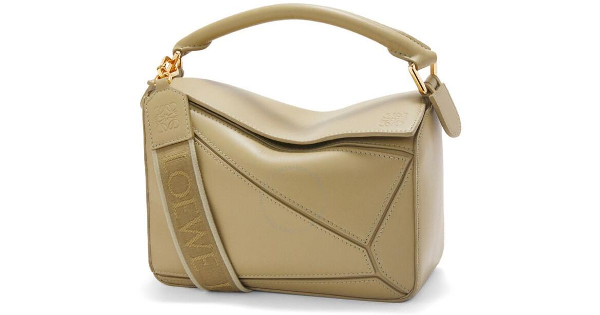 Loewe Small Calfskin Puzzle Bag in Metallic | Lyst