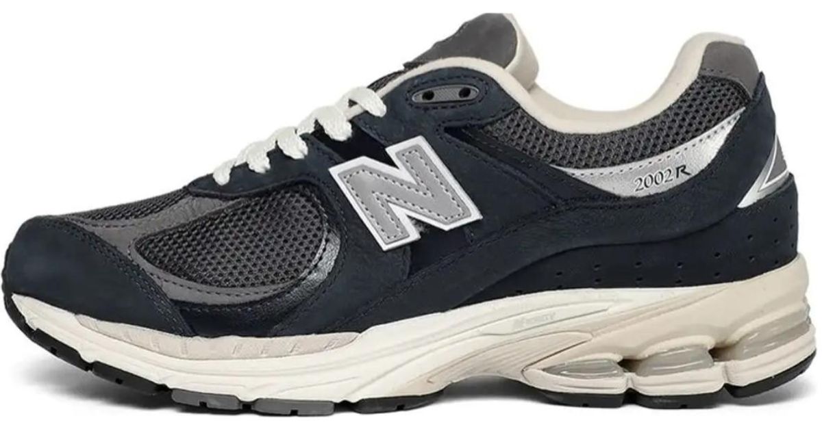 New Balance 2002R in Blue for Men | Lyst