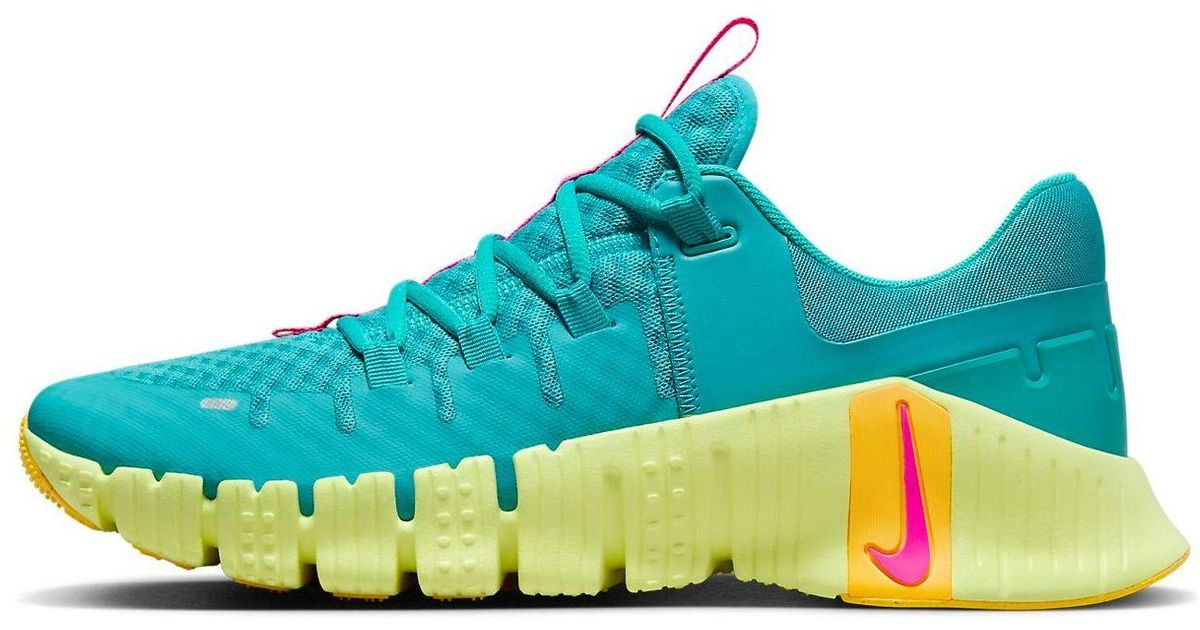 Nike Free Metcon 5 Workout Shoes in Blue for Men | Lyst UK