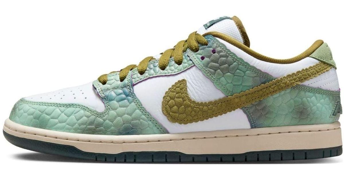 Nike X Alexis Sablone Sb Dunk Low 'Chameleon' in Green for Men | Lyst