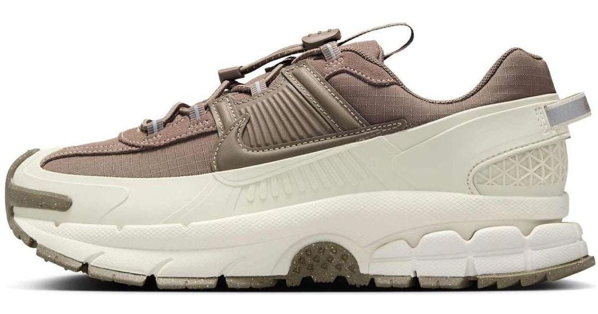 Nike (Wmns) Air Zoom Vomero 5 Roam 'Light Bone Mink' in Brown | Lyst
