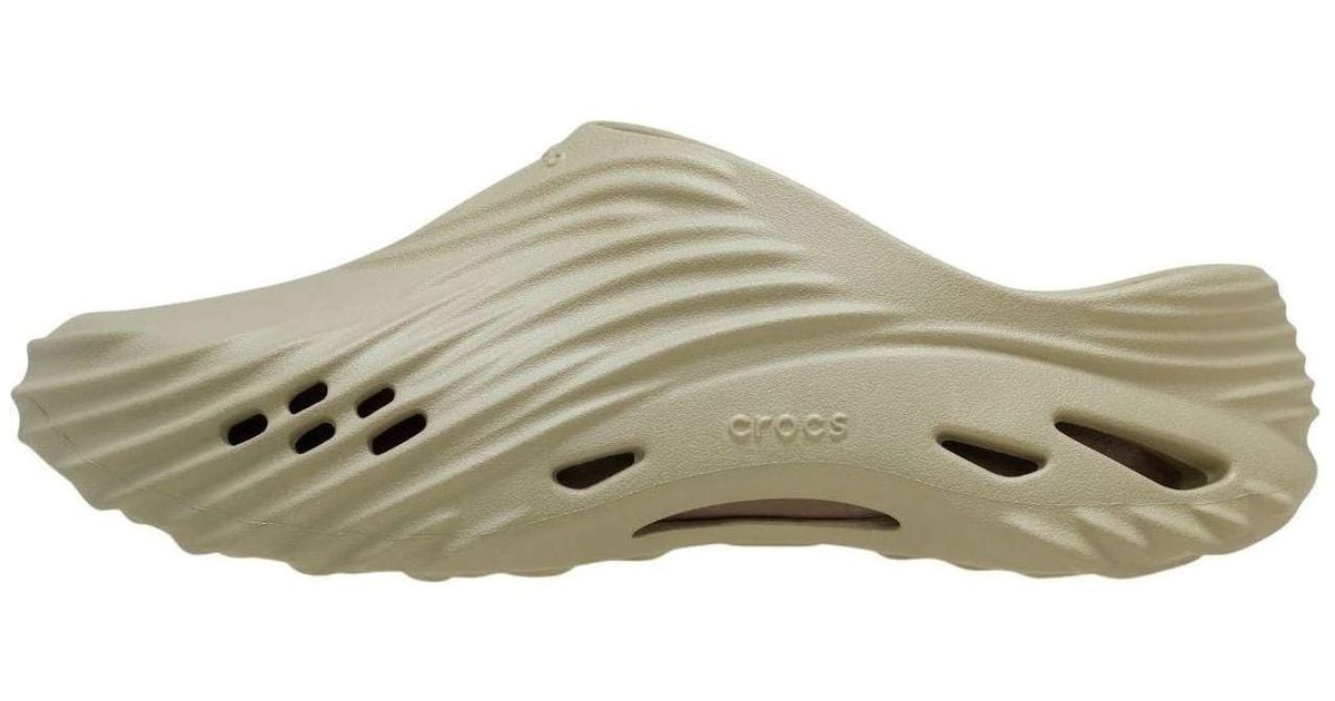 Crocs™ Echo Wave Clog 'Moth' in Green for Men | Lyst